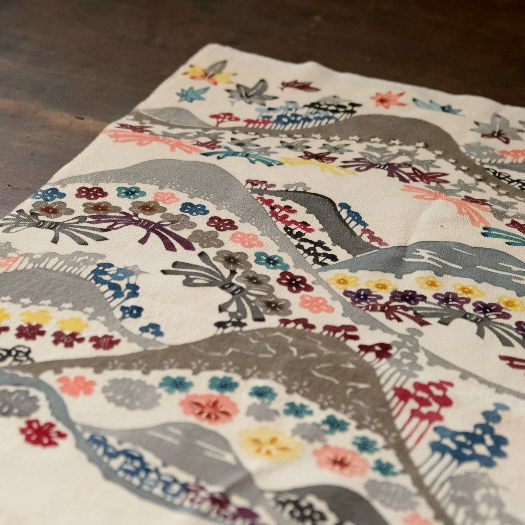 Vintage Japanese kimono silk textile Ryukyu Bingata Okinawa mountains ...